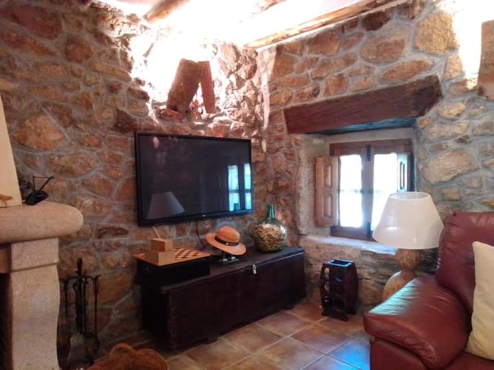 Casa Rural La Luciérnaga. - Candelario