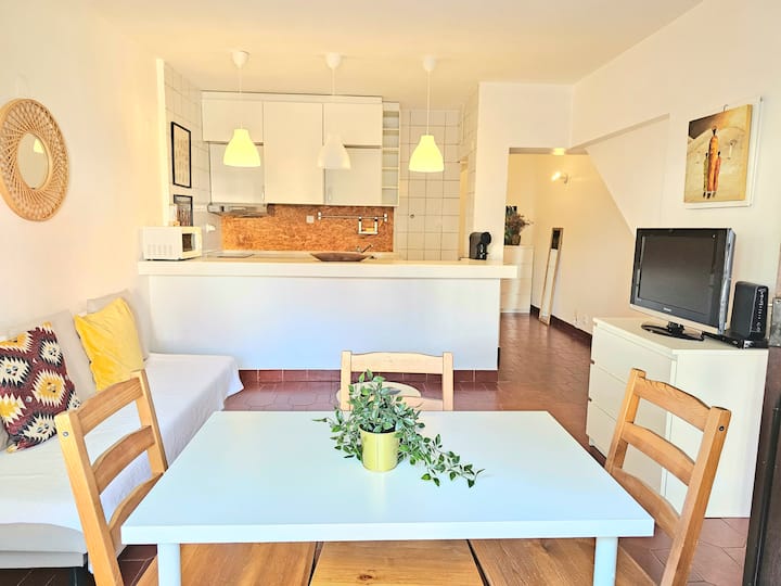 Berta 1 Bedroom Apartment - Costa da Caparica