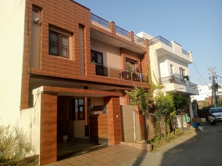 Holistay - Homestay Jammu - Jammu