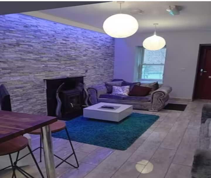 3 Double Bed House City Center - Limerick City
