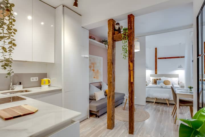 Little Eden En Latina/ Plz Mayor - Madrid