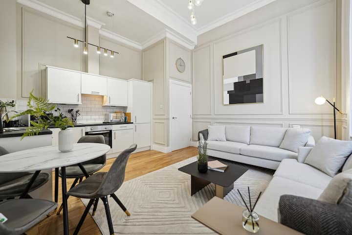 (G4) Luxurious 2 Bed Blythswood Flat - Glasgow