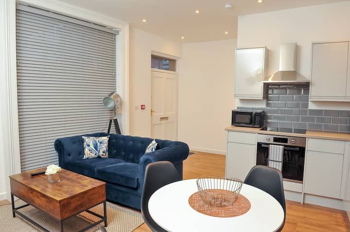 Queens Terrace Central Free Parking - Reading