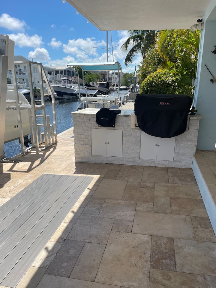 Key Largo Waterfront Paradise No Cleaning Fre - Key Largo, FL