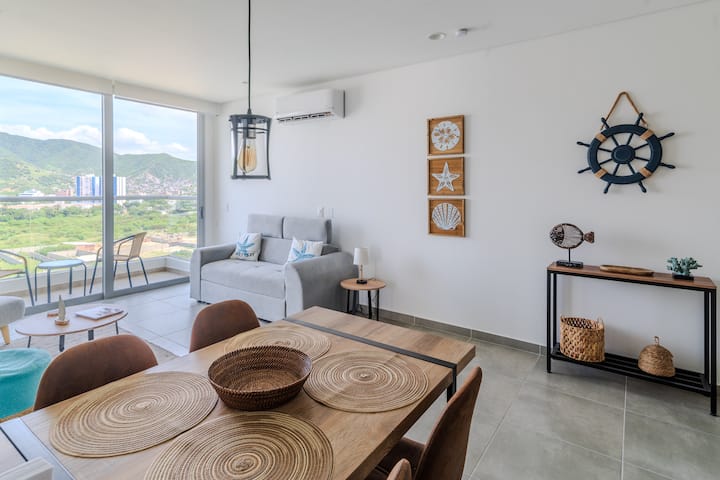 |Ahead| Spacious 2br @Salguero + Balcony & Parking - Santa Marta