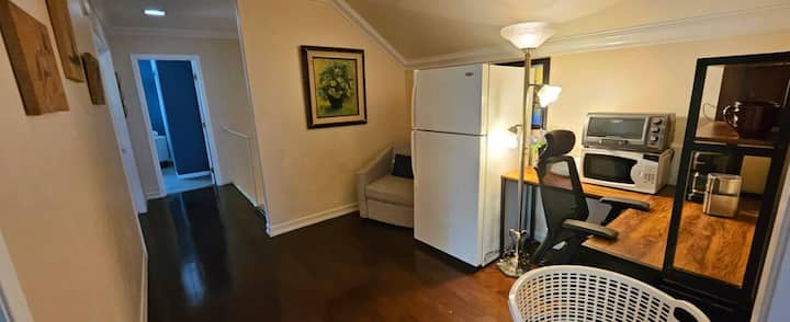 K10~master Up~shared Kitchenette~culdesac~monthly - Rancho Santa Margarita, CA
