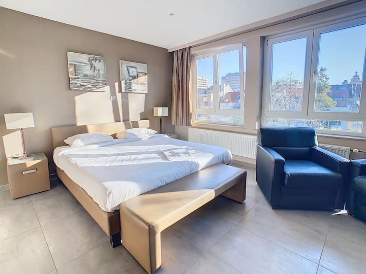 Agréable Studio à Schaerbeek, Proche Ce Et Otan' - Brussel