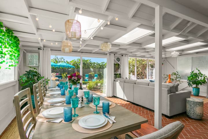 Gorgeous Midtown Home W/private Cottage & Sunroom - Ventura, CA