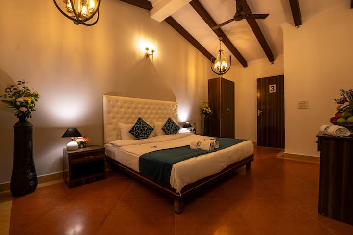 Luxurious 6bhk Villa In Anjuna - Anjuna