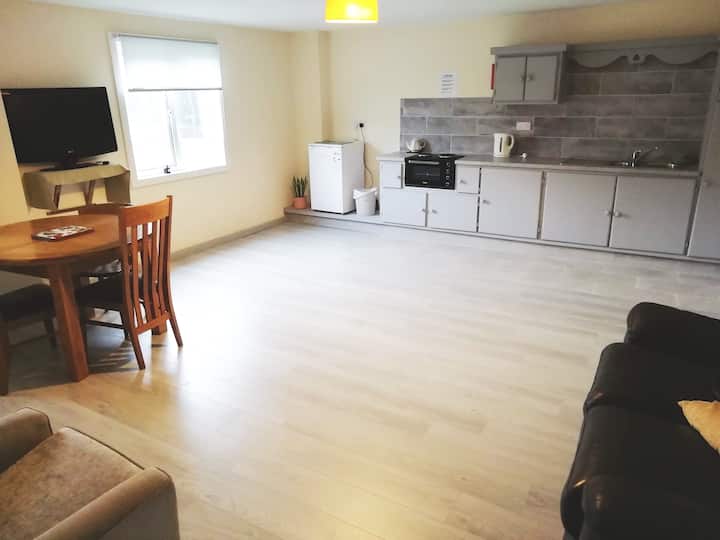 Flat In Wexford Sth Main St - 웩스포드