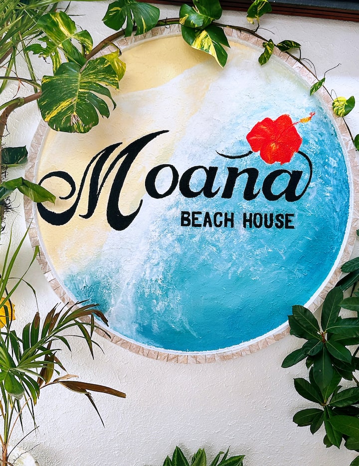 8 Bed Dorm Starling Beach Front - Moalboal