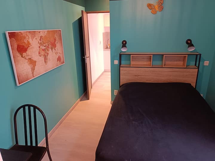 Studio Meublé à 600m De Cnfdi Koreva Rdc + Terrace - Montgeron