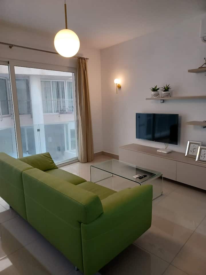 Sliema Apartment Close To Beach - Málta