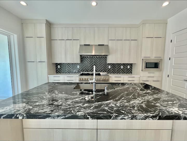 Stunning Delightful Nice Room0 Shared 1.5 Bathroom - Mission Viejo, CA