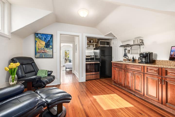 Van Gogh's Perch - Denver, CO