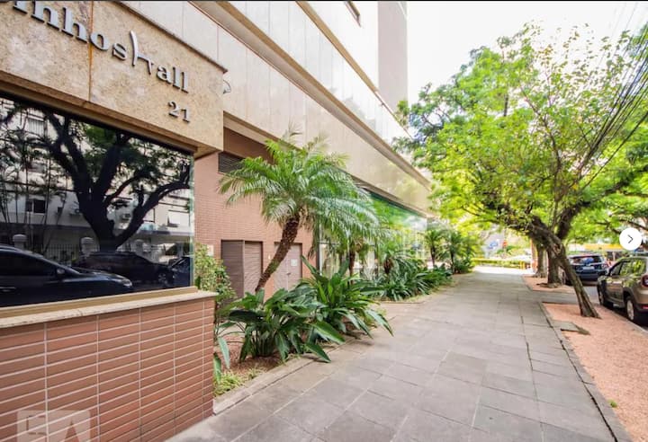 Piscina, Ar Cond, Cozinha Completa, C/ 2 Vagas - Porto Alegre