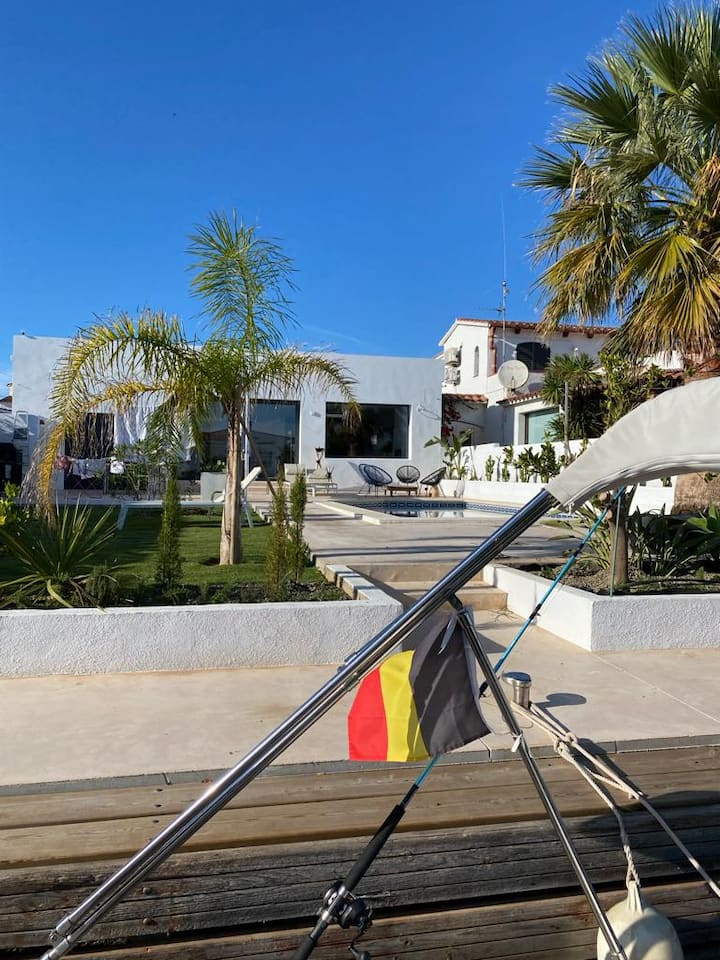 Design Villa Casa "B" - Empuriabrava