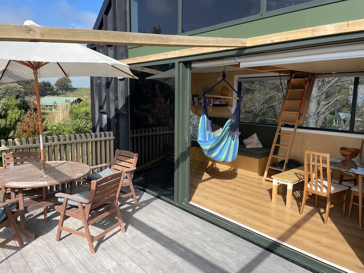 Beautiful, Modern Beach House - Ōhau