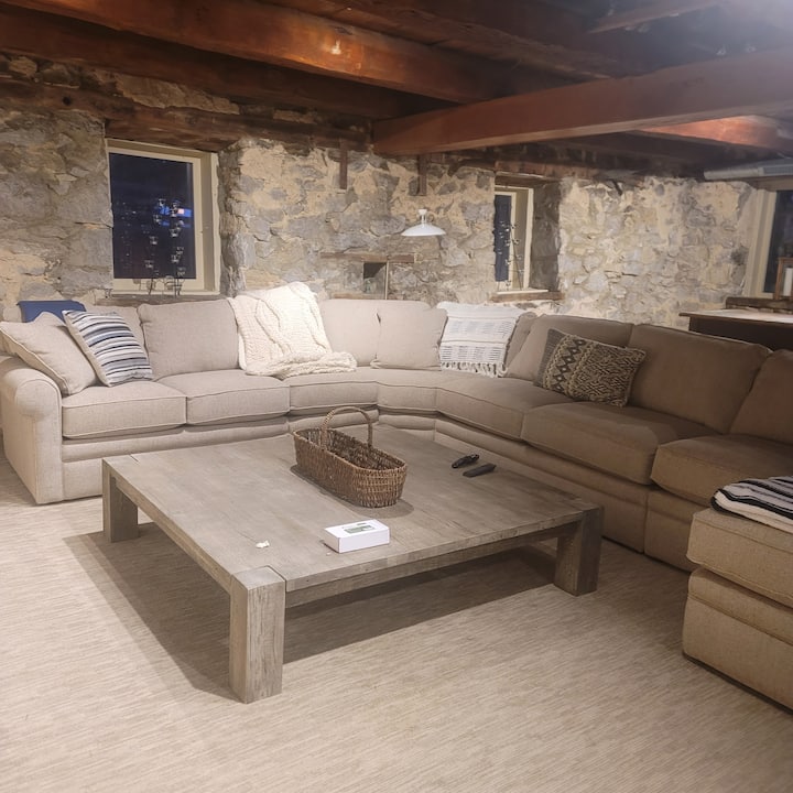 Large In-law In Top N Baltimore - Towson, MD