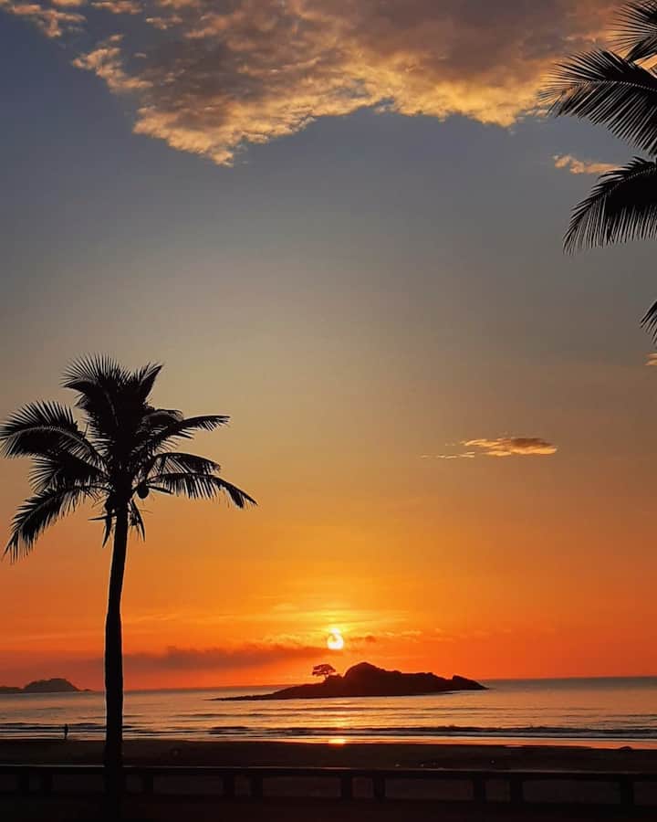 "Sol E Mar: Guarujá à Sua Porta" - Guarujá