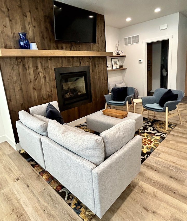 Markham 40 - Modern Comfort In The Heart Of Cody - Cody, WY