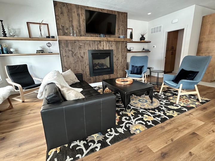 Markham 40 - Modern Comfort In The Heart Of Cody - Cody, WY