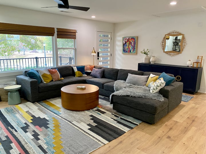 Gorgeous Mid-century Modern 2/2 - Atlanta