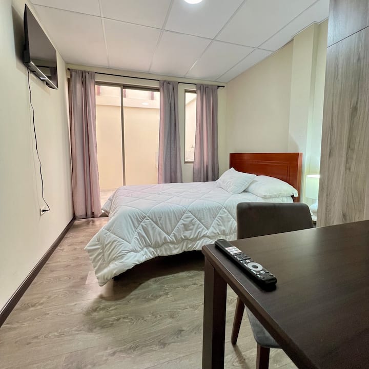 Cómodo Departamento Cuenca - Cuenca