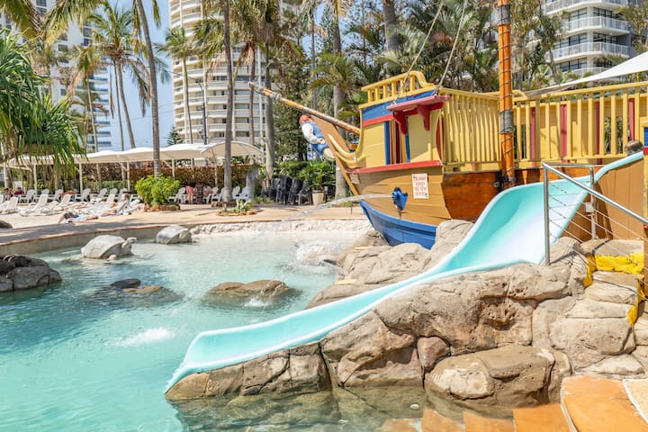 Lagoon Splash - Perfect Family Surfers Apartment - Gold Coast