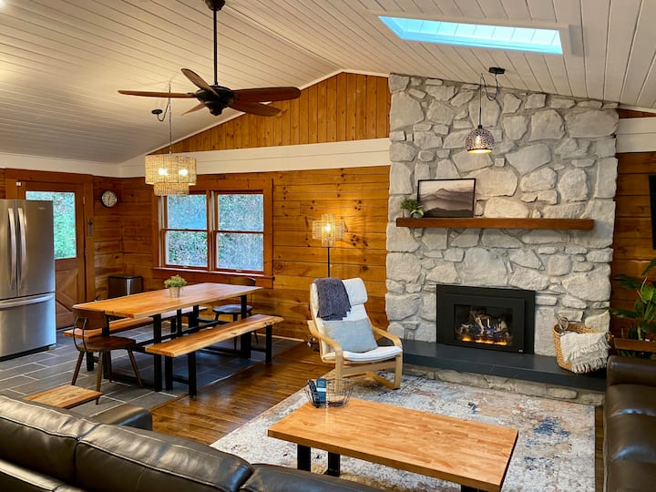 Mountain Modern Cabin Close To Wcu, Sylva - Sylva, NC