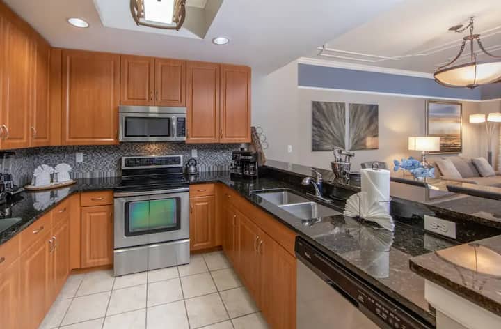 3bdm 3bth Private Villa Balcony Signature Collect. - Marco Island, FL