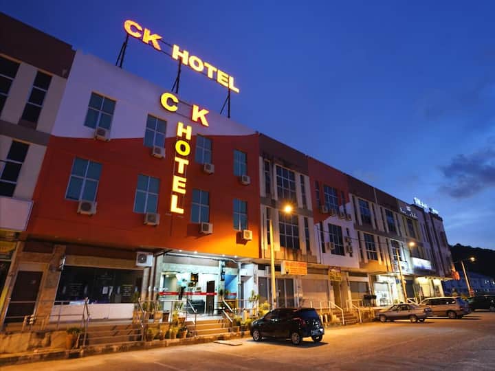 Superior Queen With Window - Lumut