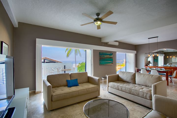 Casa Ecuador, Gorgeous Ocean View Home - Puerto Vallarta