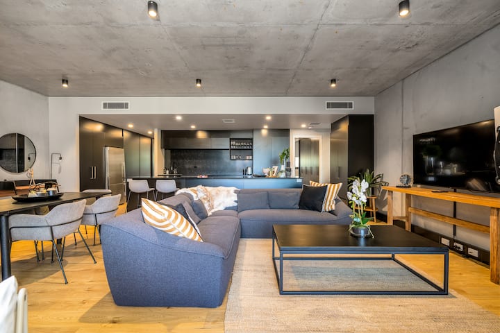 Onyx Apt · Onsite Ev Charger · 5mins To Foreshore - Queanbeyan