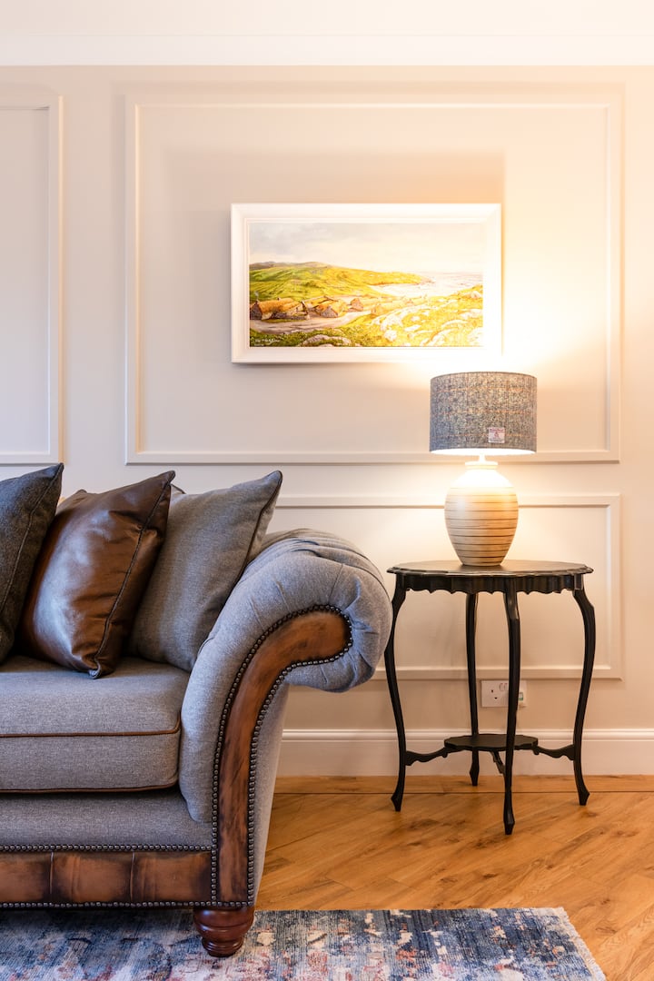 Apartment 91 | 2 Bedroom | Parking | Kingsmills - インヴァネス