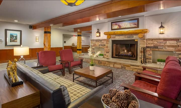 Resort At Yellowstone - 2bedroom Queen Suite - West Yellowstone, MT