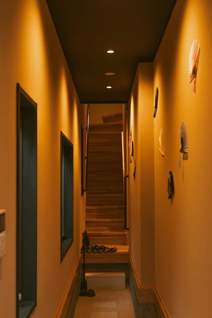 【通天庵・藤紫】今だけ半額以下｜東福寺駅徒歩6分、最大5名～上品な和モダン・選ばれ続ける宿 - Kyoto