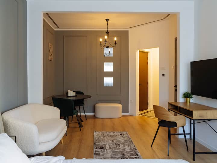 Nomad Studio In The City Centre - Bucarest