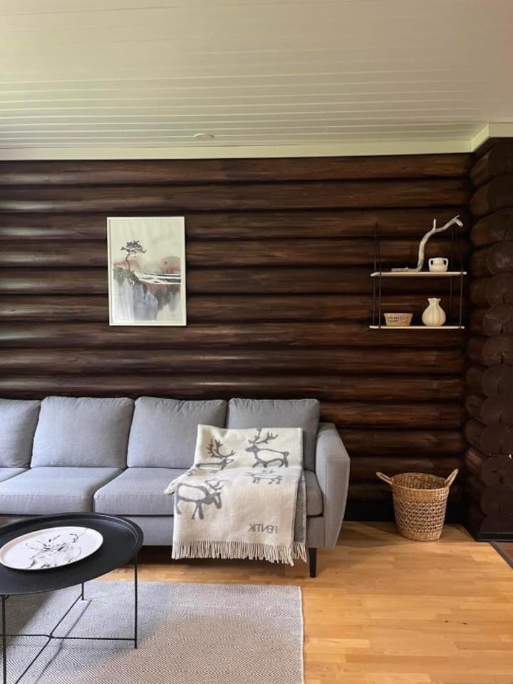 Luxury Log Villa With Hot Tub - Rovaniemi