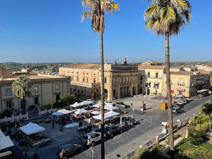 1777 Luxury Suite Noto Centro Storico - Noto