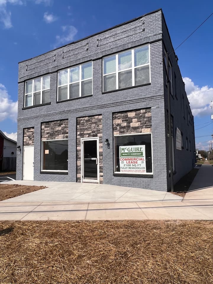 Prime Location Next To Hospital! - Huntington, WV