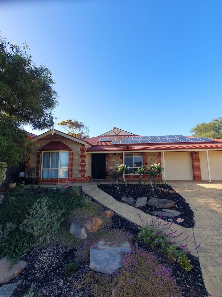 Fort Moeys Family Retreat - Willunga