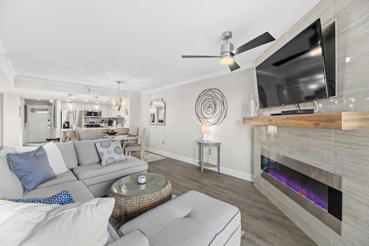 Modern Luxury 3 Br Condo - Myrtle Beach