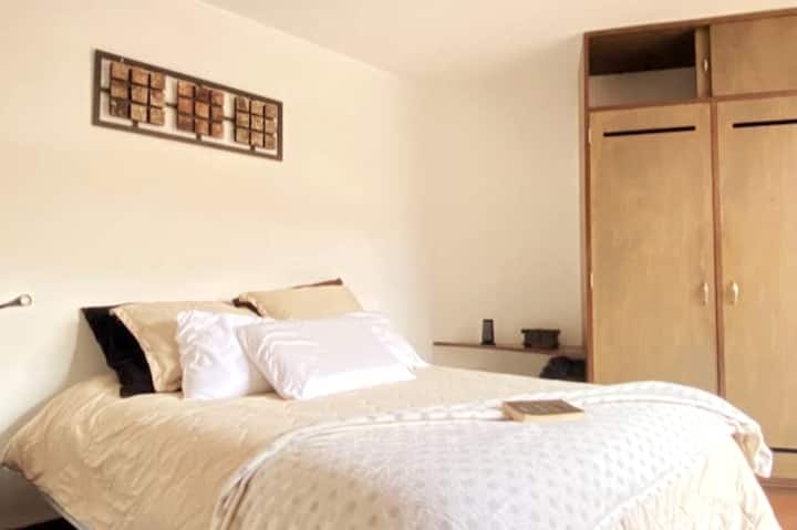 Appartement Avec Patio à Central Zone, Parkway - Aéroport Bogota-El Dorado (BOG)