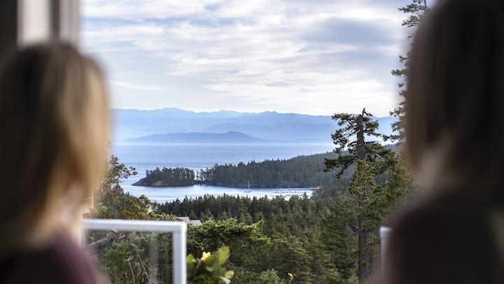 Retreat With A View! - Sooke