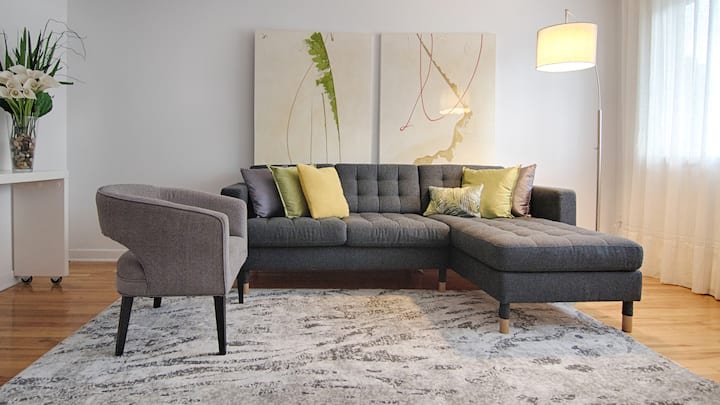Bright And Spacious 2br + Free Parking - Boucherville