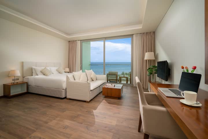 Beach Front 17f L Infinity Pool *Walk Beach*center - 峴港