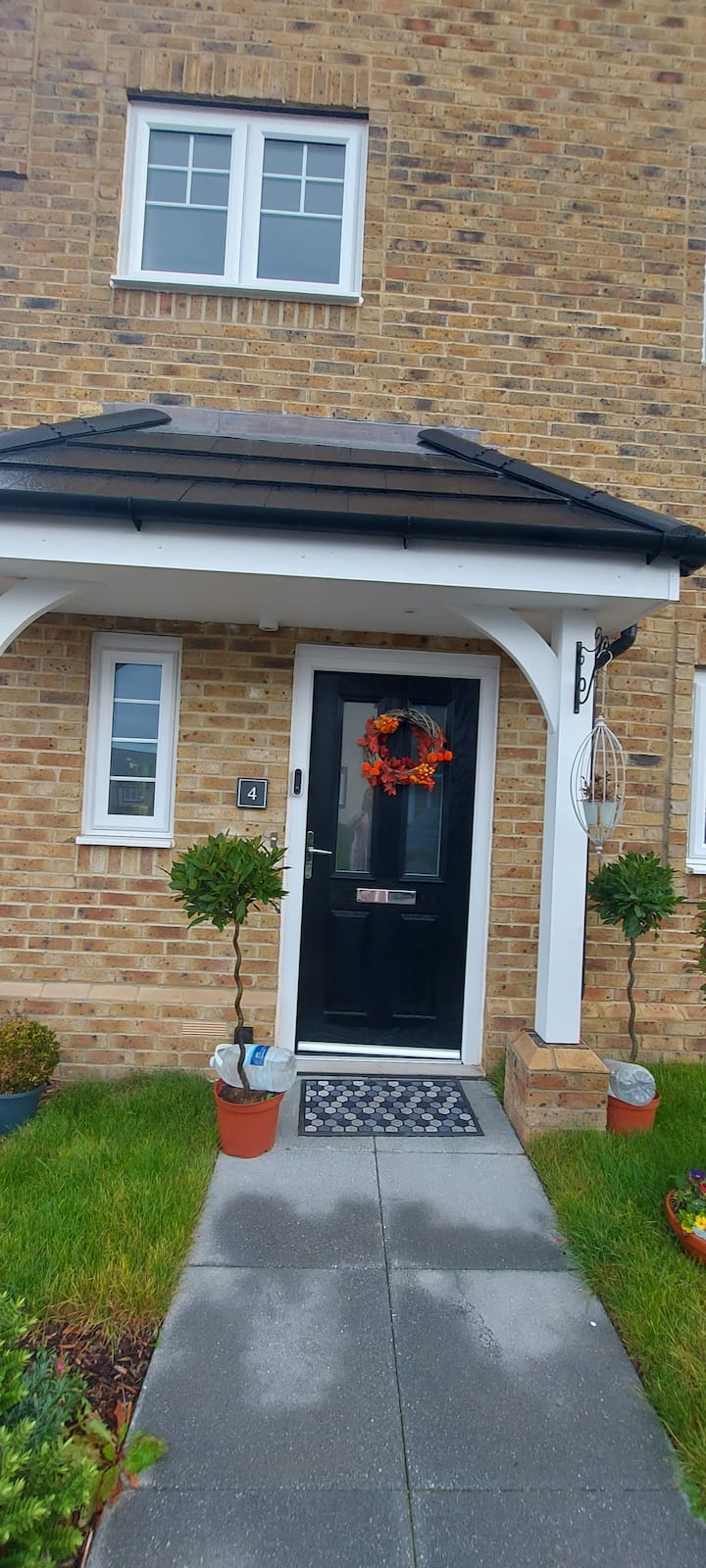 Stansted's Pleasurable Stays. - Hertfordshire