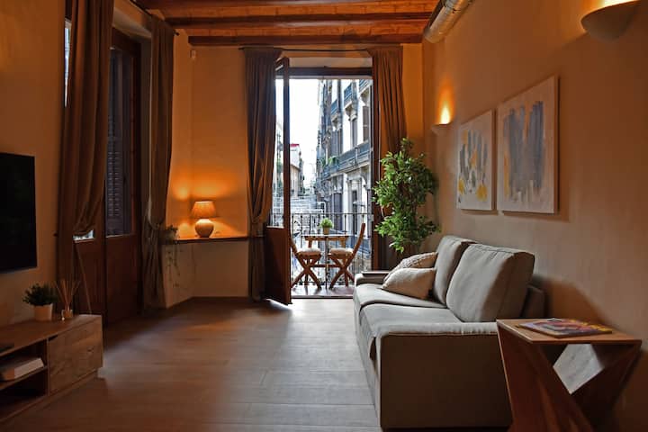 Amazing Flat In The Gothic Heart -