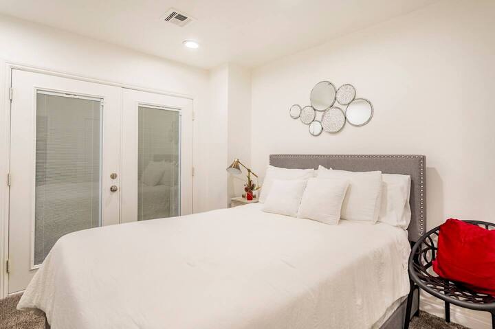 Private Room #2 - Shared Kitchen, Bbq, And Laundry - Las Vegas, NV